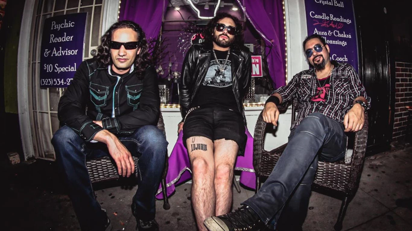 LUJURIA estrena single y video oficial - FM Rock & Pop 95.9