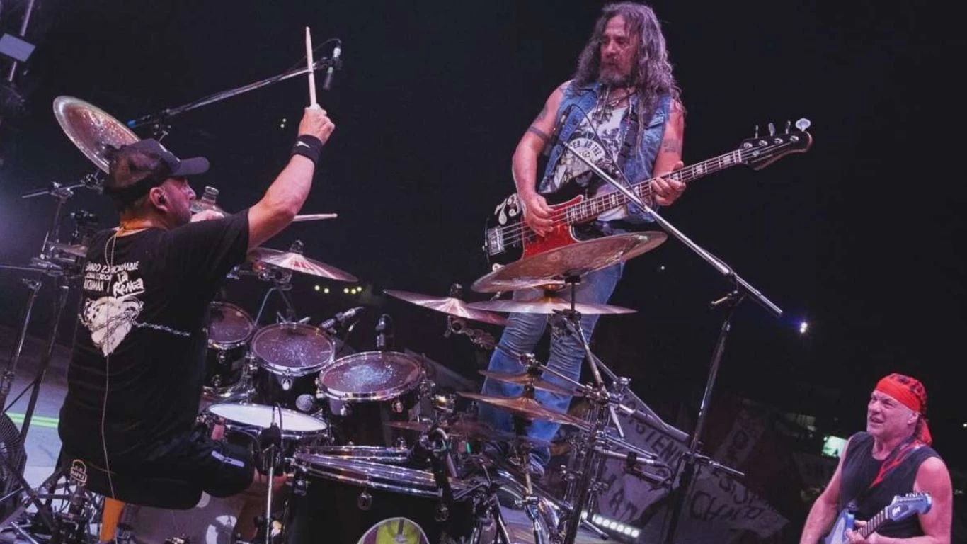 ¡Hay banquete! La Renga confirmó que vuelve a tocar en CABA - FM Rock ...