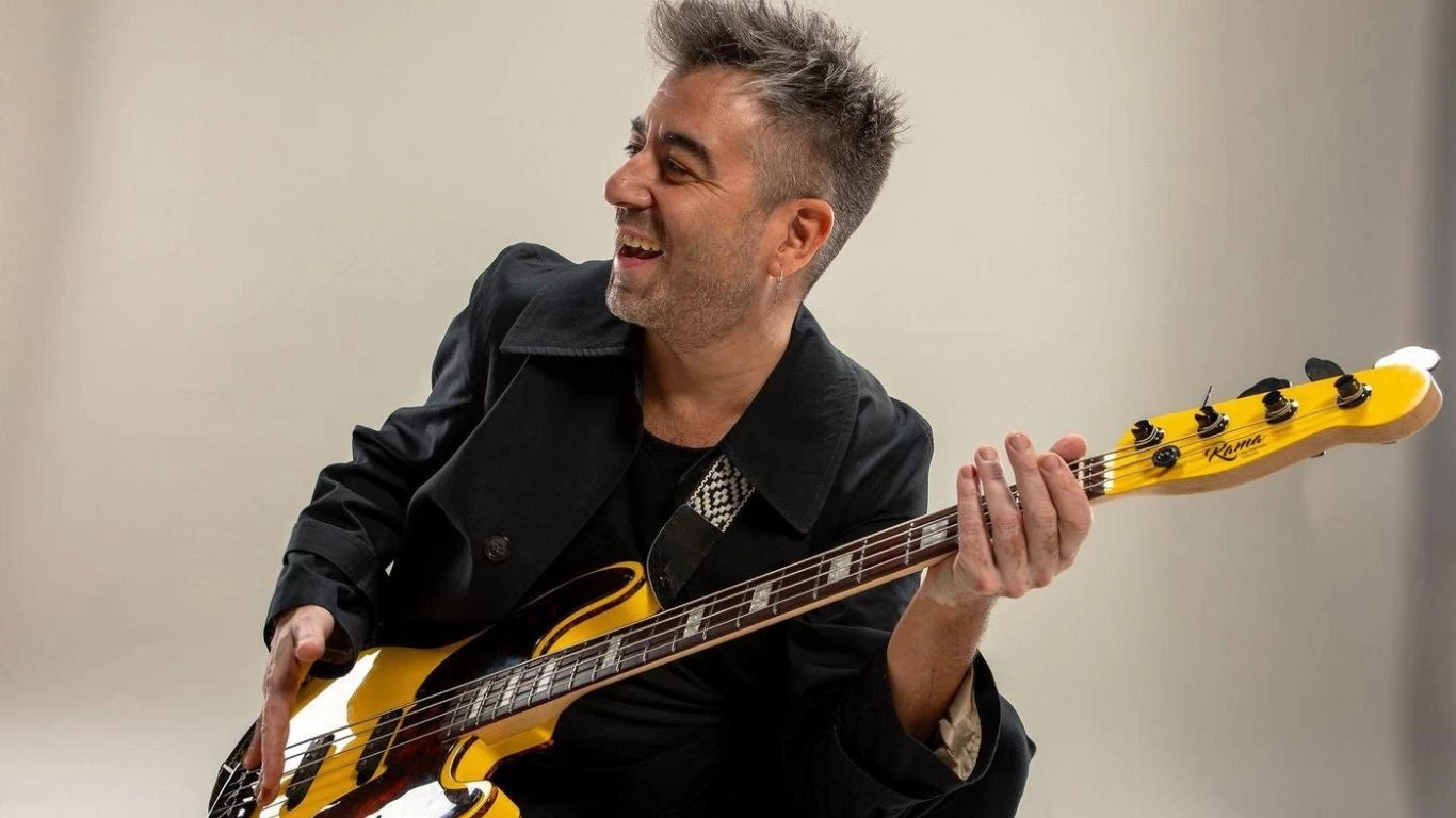 ¿Escuchaste lo nuevo de Mateo Moreno? Lanzó "Nómadas" junto a ...