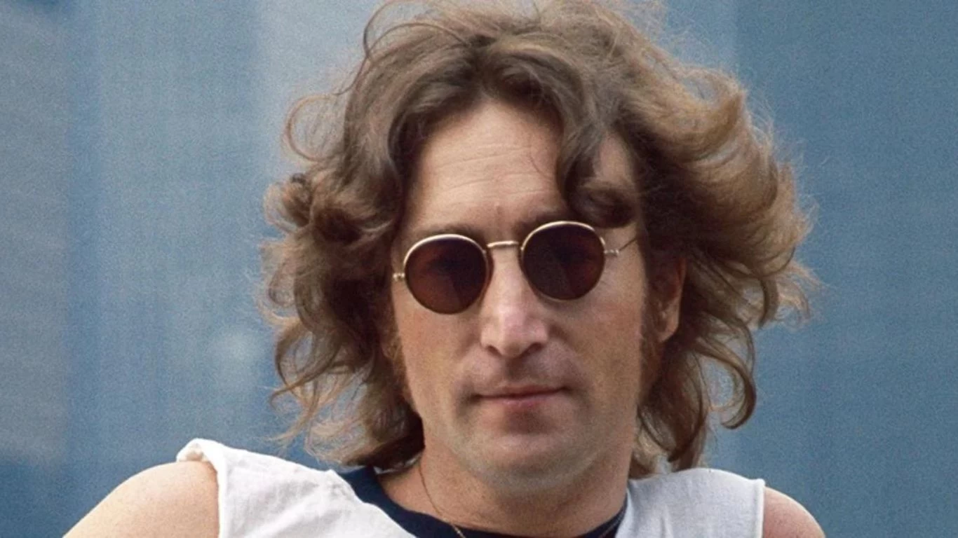 ¿Qué decía la última carta firmada por John Lennon? - FM Rock & Pop 95.9